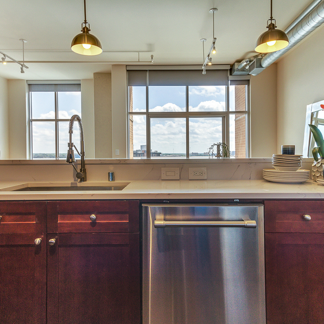 Apartments in Uptown Dallas | The Ashton | Welcome